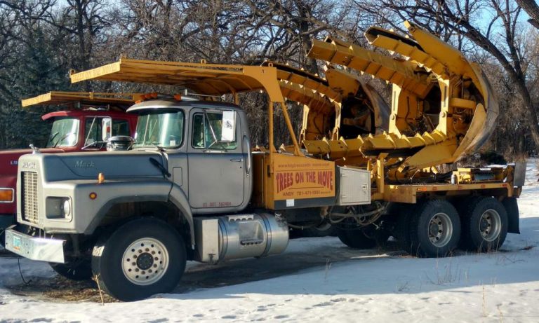Equipment - Trees On the Move Inc.